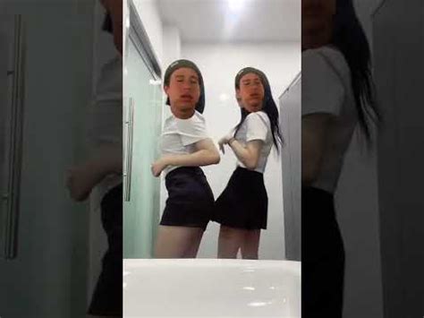교복 입고 춤추기 YouTube