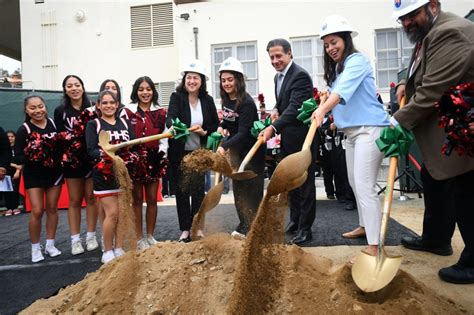 Verdugo Hills High School Celebrates Groundbreaking For New Science Lab