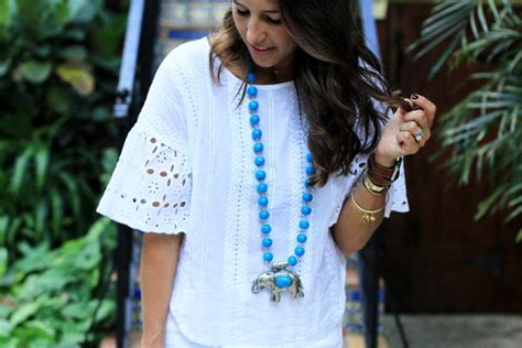 All White And Pops Of Turquoise For A Daytime Look Veryallegra Turquoise All White Turquoise