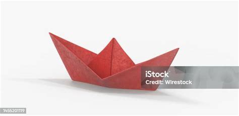 흰색 바탕에 종이 접기 빨간 종이 배의 클로즈업 샷 0명에 대한 스톡 사진 및 기타 이미지 0명 개념 개념과 주제 Istock