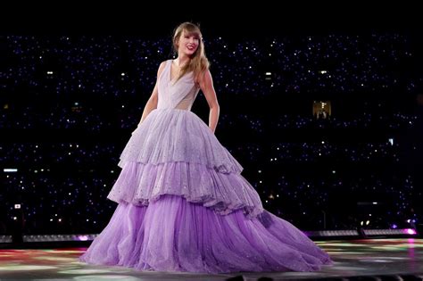 Taylor Swift Debuts Youre Losing Me As Surprise Song In Australia