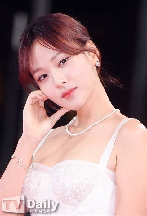 비비 나이 프로필 본명 김형서 작품 활동 몸매 남자친구 구자영