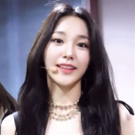 권토깽🐰 On Twitter 상여자특 권나연 조아함