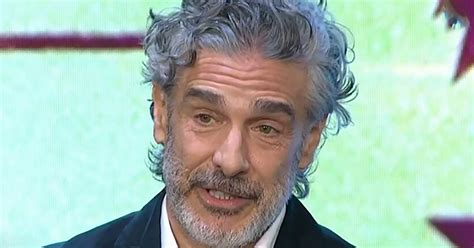 El Guiño De Leonardo Sbaraglia Al Ganar En Los Martín Fierro Por La