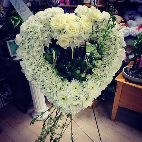 Heavenly Heart Spray In Orlando Fl Edgewood Flowers