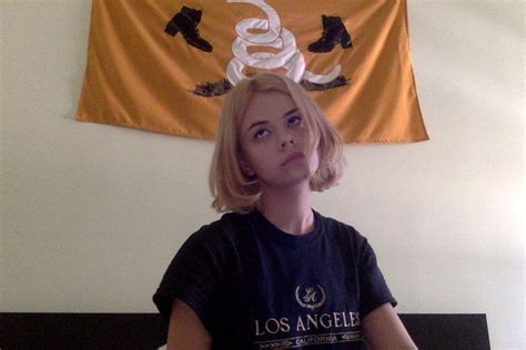 2017 Dasha R Redscarepod