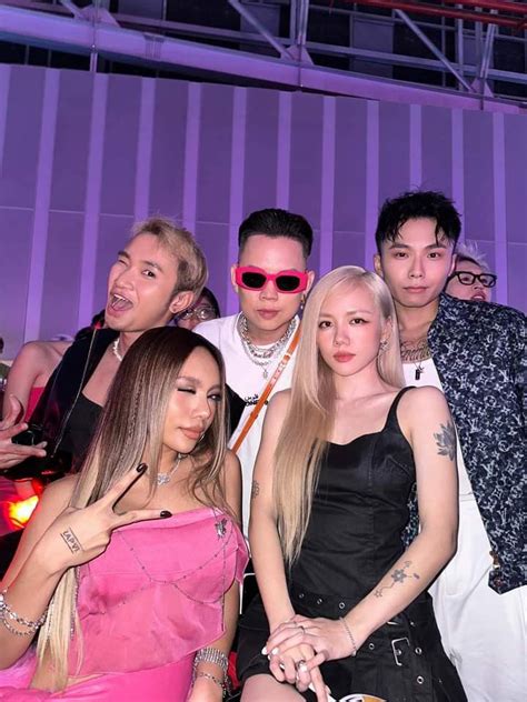 Ghim Của Beeka Mèori 🌷 Trên Andree Right Hand Ảnh Tường Cho điện Thoại