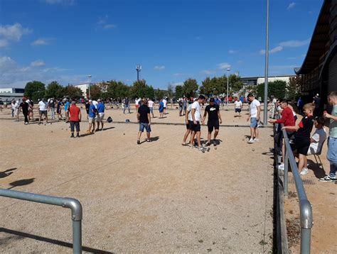 En Images Villefranche Sur Saône Concours De Pétanque De L
