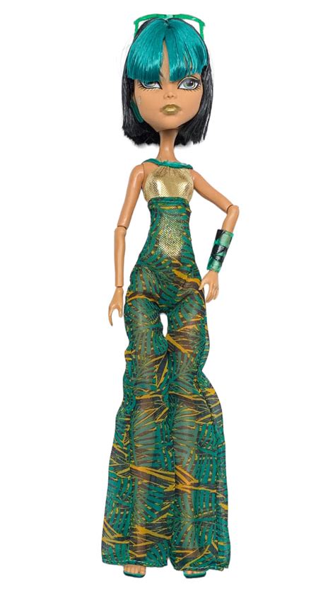 Monster High Skull Shores Cleo De Nile Doll With Complete Outfit The