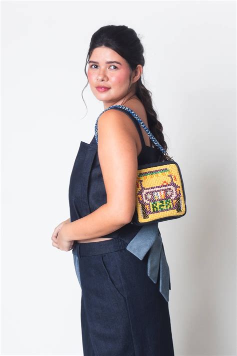 Biyahe Baunan Navy And Yellow