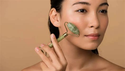 5 Face Massages To Include In Your Daily Routine Chopal