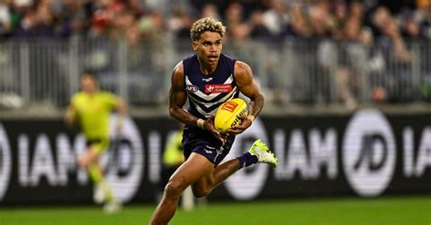 Hawthorn Hawks Make A Play For Dashing Fremantle Docker Liam Henry