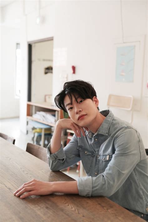 팝인터뷰 훈스 ‘믿고 듣는 음악 되기 위해서 열심히 노력해야죠” 헤럴드 Pop