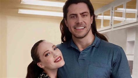 Kat Dennings Reflects On ‘dating Before Marrying Andrew Wk