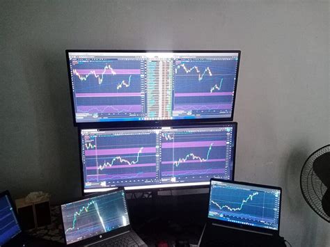 Dual Monitor Vertical Stand Mount Monitors One Above Other Vertical