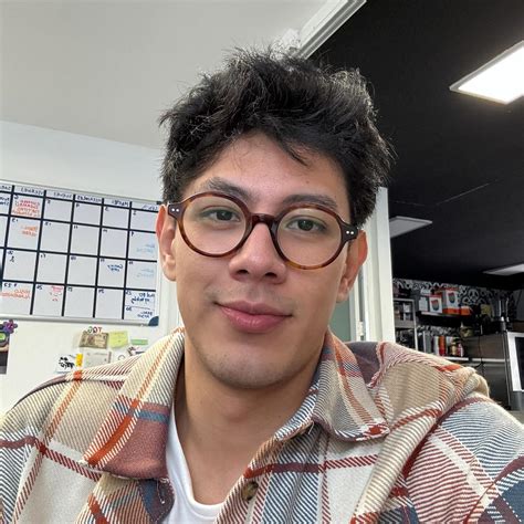 Paul Simental Franco La Hora De La Comida Me Pone Feliz 🙂 Selfie