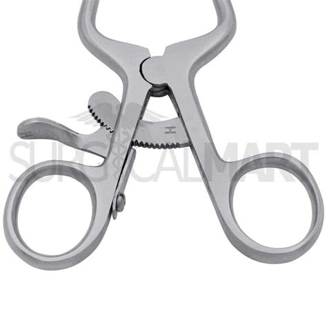 2 Weitlaner Self Retaining Retractor Sharp Blunt 2x3 Prongs 45