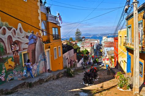 Viva La Voyage More Street Art In Valparaiso Chile