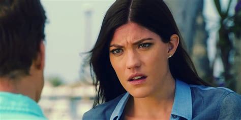 Debra Morgan Dexter Ainm Fíor Aaron Spencer News Imdb