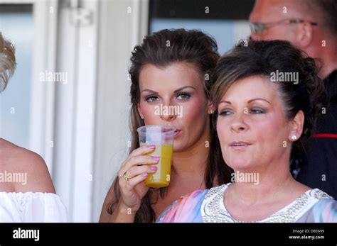 Coleen Rooney And Mother Colette Mclaughlin John Smith Grand National