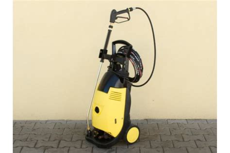 Взять в прокат Мойка высокого давления Karcher HD 650 по выгодной цене