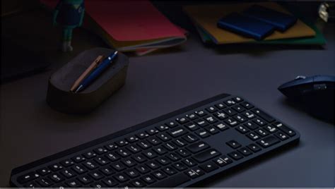 Logitech MX Keys Combo for Business Gen Sats med tangentbord och mus Trådlös Hela norden