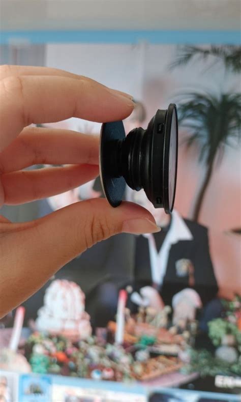 『wts Blackpink Lisa Popsocket』 Hobbies And Toys Memorabilia And Collectibles K Wave On Carousell