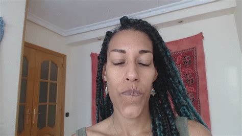 Big Mouth Fat Tongue And Throat Golden Lace Clips4sale