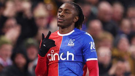 Eberechi Eze Ma Thuật Của Cái Chân Trái Từ Tài Năng Đến Những Thành Công Rực Rỡ