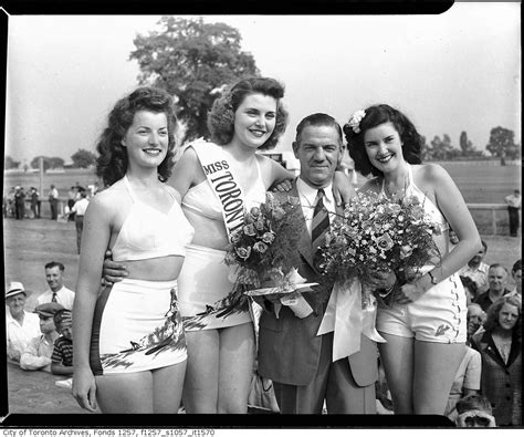 Barroom Philosophy Beauty History 1940s