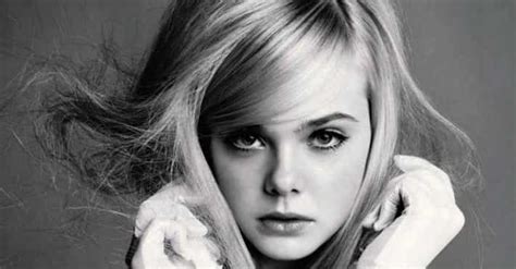 Dakota Fanning Headshot