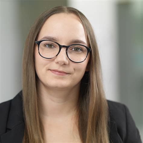 Melanie Humer Marketing And Produktmanagement Merlin Technology Gmbh