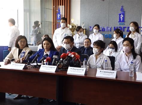 Монгол Улс цусны үүдэл эсийг донороос өвчтөнд шилжүүлэн суулгадаг боллоо E Mn