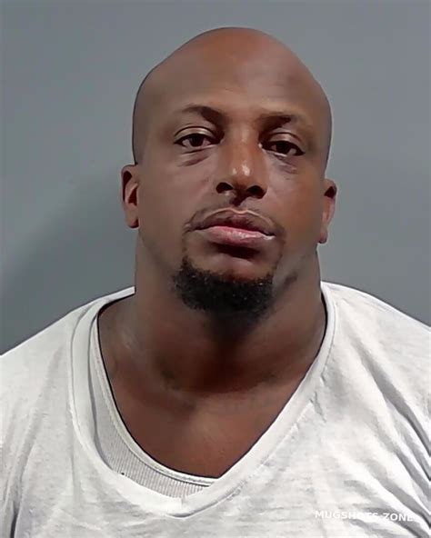 Edwards Antwan Cavett 10302023 Escambia County Mugshots Zone