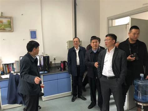 山西大学大型科学仪器中心