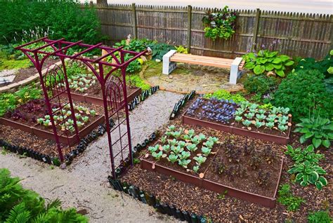 22 Small Front Yard Vegetable Garden Ideas You Cannot Miss Sharonsable