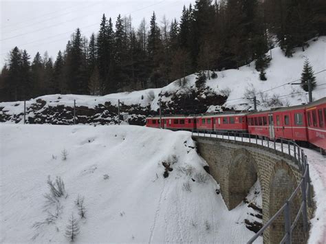 영어가이드 밀라노 출발 스위스 알프스 베르니나 익스프레스 레일투어