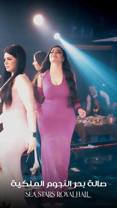 الشيخة مهرة بنت محمد بن راشد ال مكتوم خلال زيارتها في متحف المستقبل