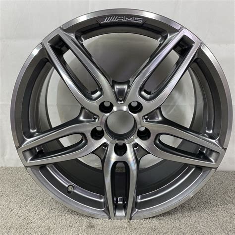 Genuine Mercedes Amg W176 A B Cla Class 18 Diamond Cut Alloy Wheel