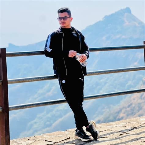 𝓚𝓾𝓷𝓪𝓵 (@_kunal_6772) • Threads, Say more