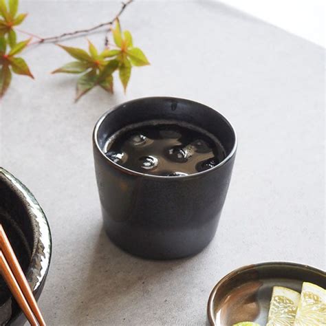 멋스러운 블랙 붓터치 도자기 물컵 소바컵 300ml 1p Bymino