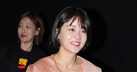 황우슬혜 청바지 패션으로 무대인사[포토엔hd]