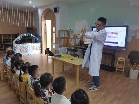 【家园善育】中二班家长助教——我的爸爸是医生 班级新闻 永嘉县第三幼儿园