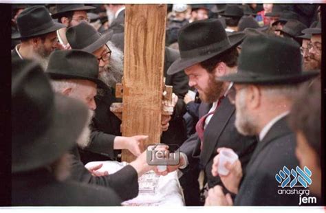 Sheya Mendlowitz 61 Ah