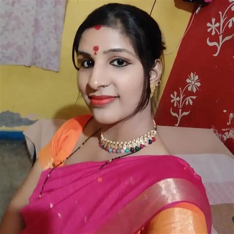 Priya Priya Kharra On Threads