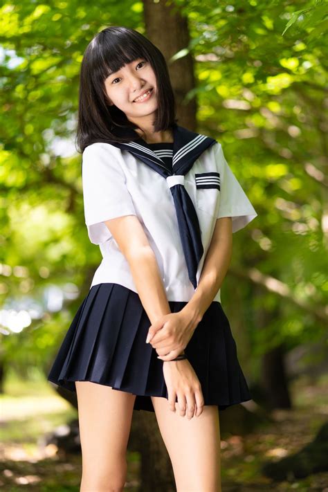 潮見凪紗さん Fresh 屋外大撮影会 青海南ふ頭公園 前半 Japanese School Uniform Girl