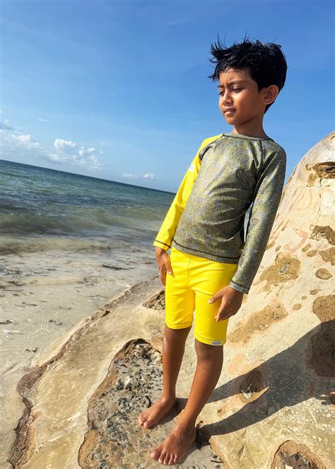 Home Muizuri Swimwear