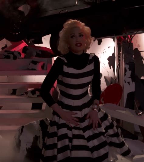 Every Fab Look In Gwen Stefanis New 80s Themed Video And Cheaper