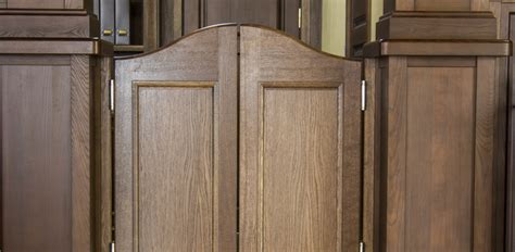 Puertas De Vaivén A Medida Alpis Carpintería En Madera A Medida