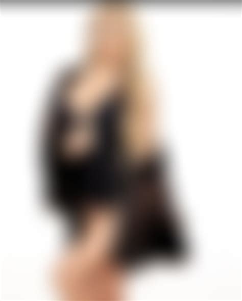 Carmen Electra Rcarmenelectra